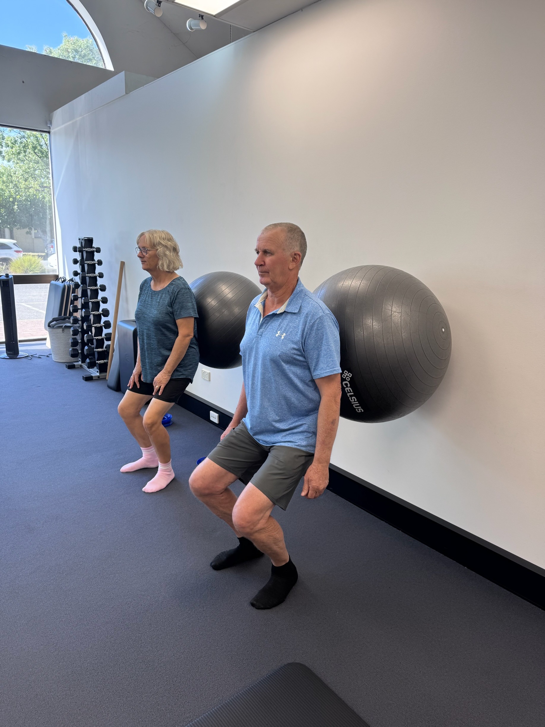 Osteoporosis & menopause – why strength exercise is beneficial and how ...